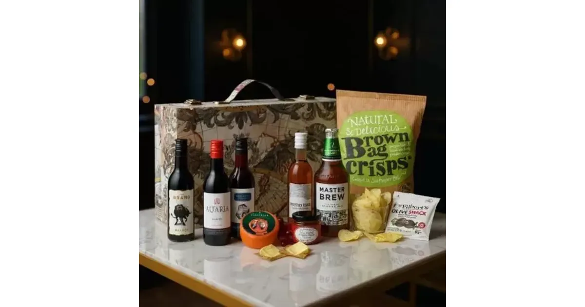 Gift Hampers Under £100 | Next Day Delivery | MakeHampers